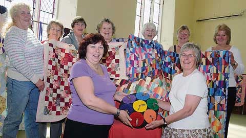 Delabole Quilters and Art Group exhibition | thepost.uk.com