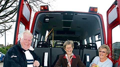 The arrival of Launceston’s ‘Little Red Bus’ | thepost.uk.com
