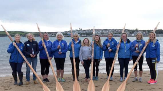 New rowing oars for club thanks to sponsorship | thepost.uk.com