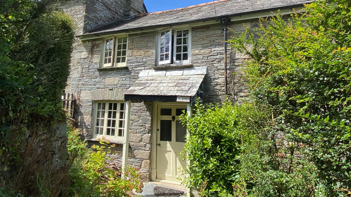 Launceston character cottage for sale comes with a derelict former ...