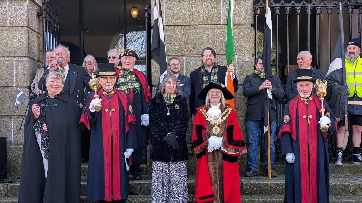 Pictures and video as Bodmin's youth star in sparkling St Piran's Day ...